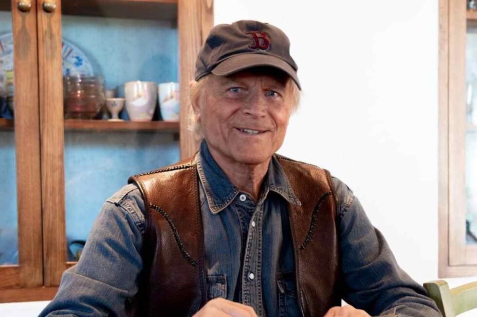 Terence Hill, cosa fa oggi l’attore dopo aver lasciato Don Matteo e Un ...